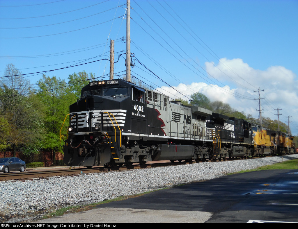 NS 4002 "DC2AC" leads 23N